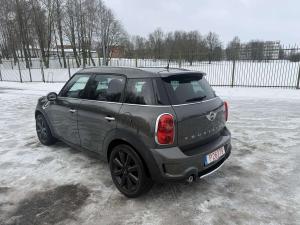 Grey MINI Countryman 2013 in Marijampole, with an engine capacity of 2.00 L and mileage of 227 thousand km for 6900 €, photo 3 on AUTOMOTO.COM.LV
