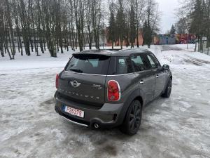 Grey MINI Countryman 2013 in Marijampole, with an engine capacity of 2.00 L and mileage of 227 thousand km for 6900 €, photo 6 on AUTOMOTO.COM.LV
