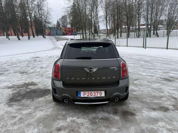 Grey MINI Countryman 2013 in Marijampole, with an engine capacity of 2.00 L and mileage of 227 thousand km for 6900 €, photo 8 on AUTOMOTO.COM.LV