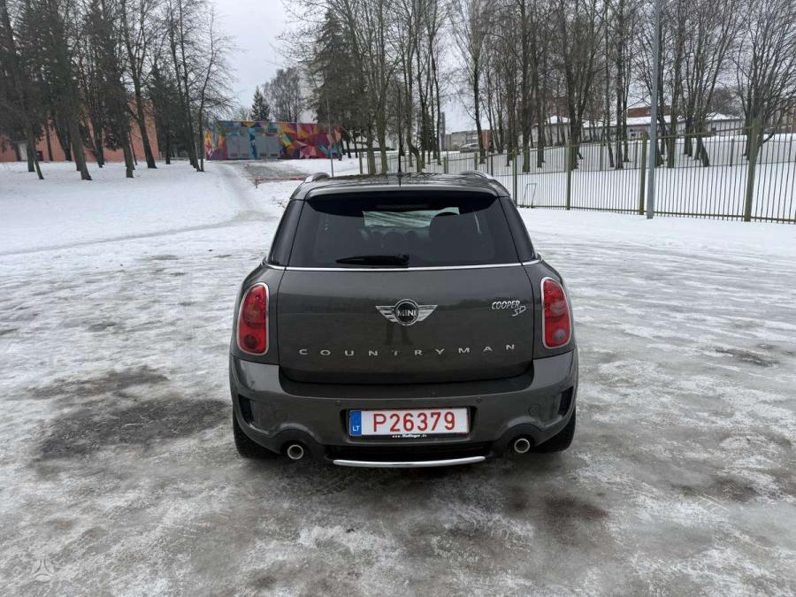 Grey MINI Countryman 2013 in Marijampole, with an engine capacity of 2.00 L and mileage of 227 thousand km for 6900 €, photo 8 on AUTOMOTO.COM.LV