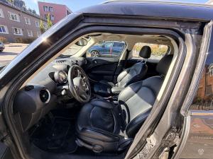 Grey MINI Countryman 2013 in Moletai, with an engine capacity of 1.60 L and mileage of 259 thousand km for 5000 €, photo 10 on AUTOMOTO.COM.LV