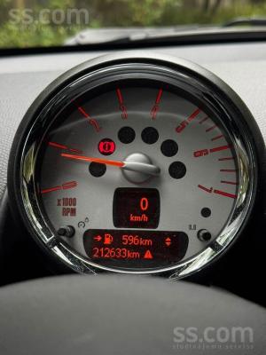 Pelēks MINI Countryman 2013 Rīga, ar dzinēja tilpumu 2.00 L un nobraukumu 213 tūkst. km par 7290 €, foto 10 vietnē AUTOMOTO.COM.LV