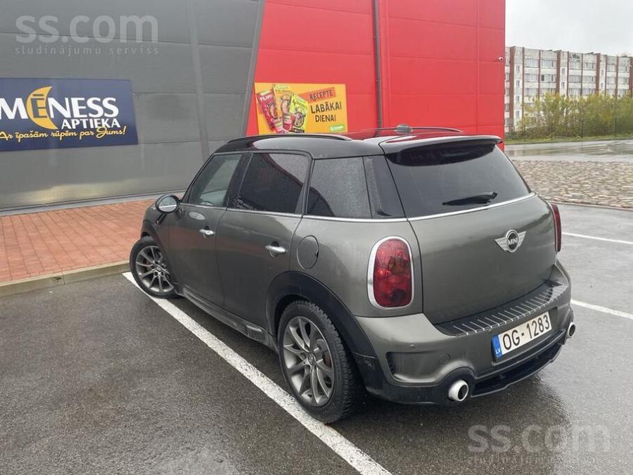 Pelēks MINI Countryman 2014 Jelgava, ar dzinēja tilpumu 2.00 L un nobraukumu 277 tūkst. km par 10999 €, foto 1 vietnē AUTOMOTO.COM.LV