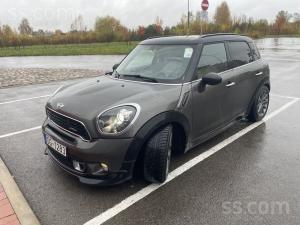 Pelēks MINI Countryman 2014 Jelgava, ar dzinēja tilpumu 2.00 L un nobraukumu 283 tūkst. km par 8399 €, foto 4 vietnē AUTOMOTO.COM.LV