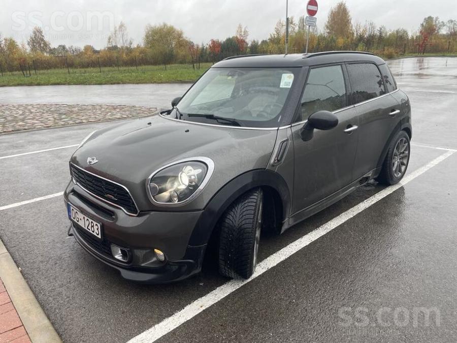 Pelēks MINI Countryman 2014 Jelgava, ar dzinēja tilpumu 2.00 L un nobraukumu 283 tūkst. km par 8399 €, foto 4 vietnē AUTOMOTO.COM.LV