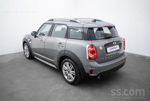 Pelēks MINI Countryman 2016 Tallina, ar dzinēja tilpumu 1.50 L un nobraukumu 107 tūkst. km par 13999 €, foto 6 vietnē AUTOMOTO.COM.LV