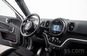 Pelēks MINI Countryman 2016 Tallina, ar dzinēja tilpumu 1.50 L un nobraukumu 107 tūkst. km par 13999 €, foto 12 vietnē AUTOMOTO.COM.LV