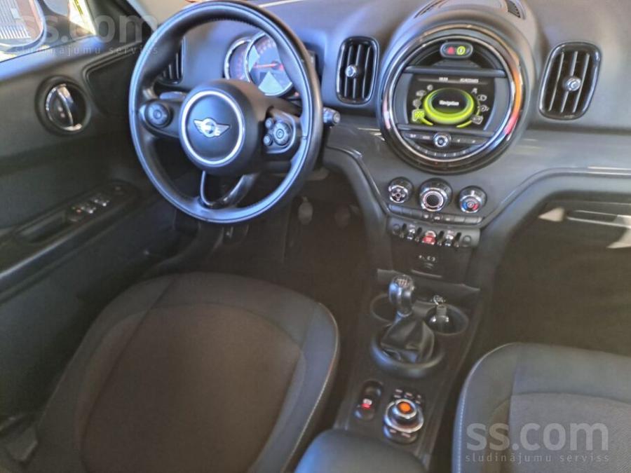 Grey MINI Countryman 2017 in Tukums, with an engine capacity of 1.50 L and mileage of 177 thousand km for 11300 €, photo 15 on AUTOMOTO.COM.LV
