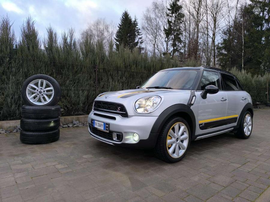 Pelēks MINI Countryman 2017 Viļņa, ar dzinēja tilpumu 2.00 L un nobraukumu 102 tūkst. km par 13000 €, foto 1 vietnē AUTOMOTO.COM.LV