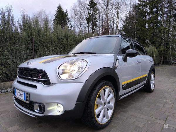 Grey MINI Countryman 2017 in Vilnius, with an engine capacity of 2.00 L and mileage of 102 thousand km for 13000 €, photo 6 on AUTOMOTO.COM.LV