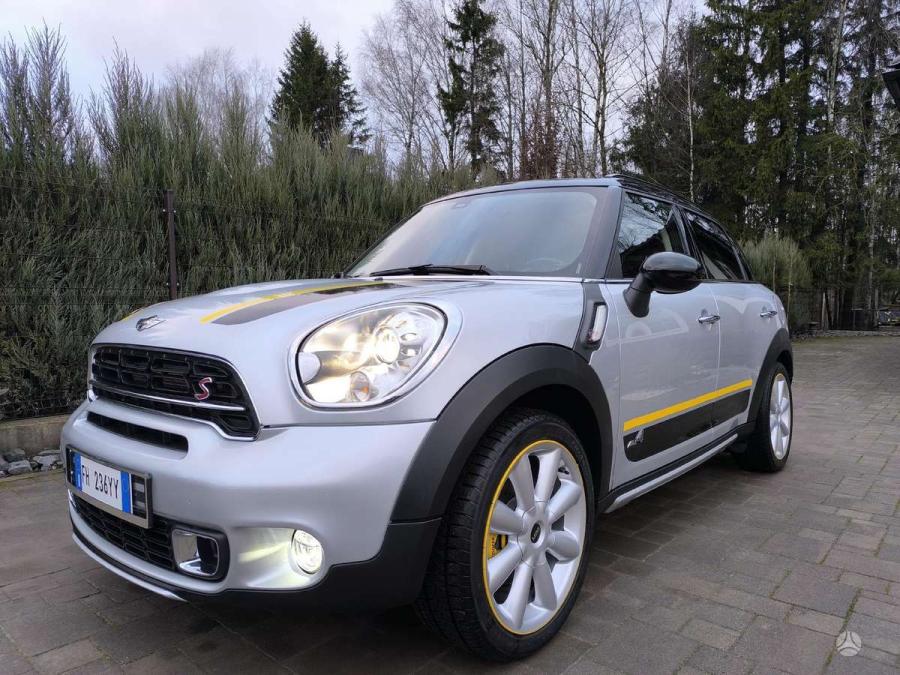 Pelēks MINI Countryman 2017 Viļņa, ar dzinēja tilpumu 2.00 L un nobraukumu 102 tūkst. km par 13000 €, foto 6 vietnē AUTOMOTO.COM.LV