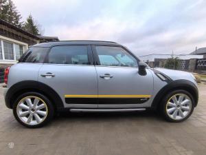 Pelēks MINI Countryman 2017 Viļņa, ar dzinēja tilpumu 2.00 L un nobraukumu 102 tūkst. km par 13000 €, foto 9 vietnē AUTOMOTO.COM.LV