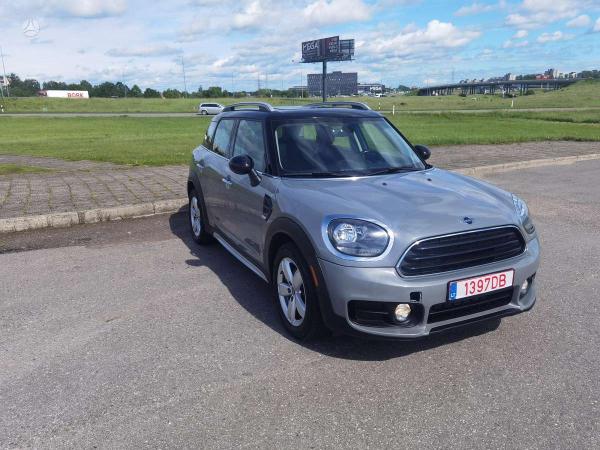 Grey MINI Countryman 2017 in Kaunas, with an engine capacity of 1.50 L and mileage of 153 thousand km for 9500 €, photo 8 on AUTOMOTO.COM.LV