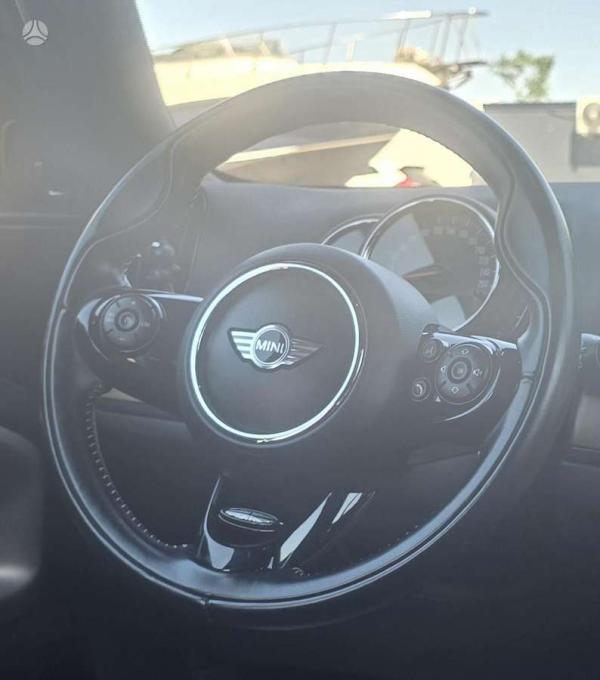 Grey MINI Countryman 2018 in Klaipeda, with an engine capacity of 2.00 L and mileage of 82 thousand km for 16500 €, photo 5 on AUTOMOTO.COM.LV
