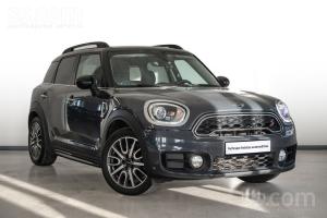 Grey MINI Countryman 2018 in Riga, with an engine capacity of 2.00 L and mileage of 153 thousand km for 15990 €, photo 3 on AUTOMOTO.COM.LV