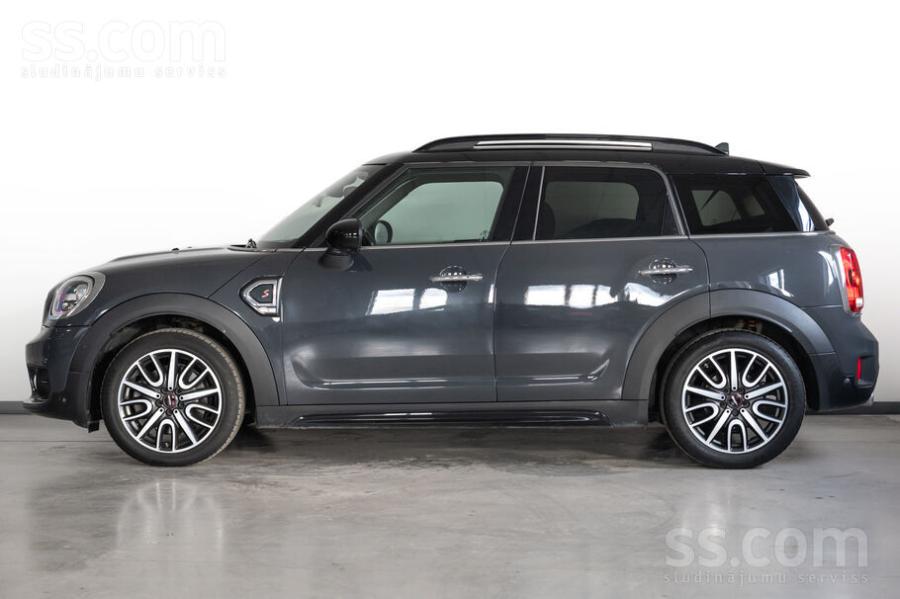 Grey MINI Countryman 2018 in Riga, with an engine capacity of 2.00 L and mileage of 153 thousand km for 15990 €, photo 6 on AUTOMOTO.COM.LV