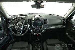 Grey MINI Countryman 2018 in Riga, with an engine capacity of 2.00 L and mileage of 153 thousand km for 15990 €, photo 7 on AUTOMOTO.COM.LV