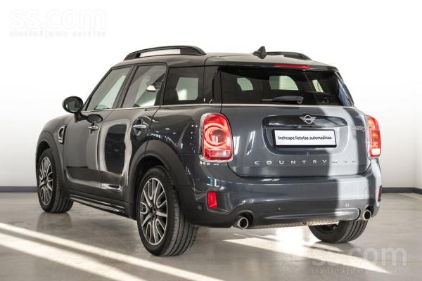 MINI Countryman 2018 Rīga vietnē Pelēks MINI Countryman 2018 Rīga, ar dzinēja tilpumu 2.00 L un nobraukumu 153 tūkst. km par 15990 €, foto 4 vietnē AUTOMOTO.COM.LV
