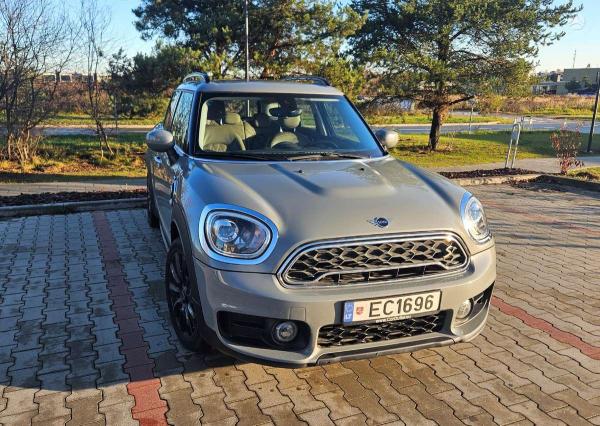 Pelēks MINI Countryman 2019 Viļņa, ar dzinēja tilpumu 1.50 L un nobraukumu 104 tūkst. km par 22000 €, foto 2 vietnē AUTOMOTO.COM.LV