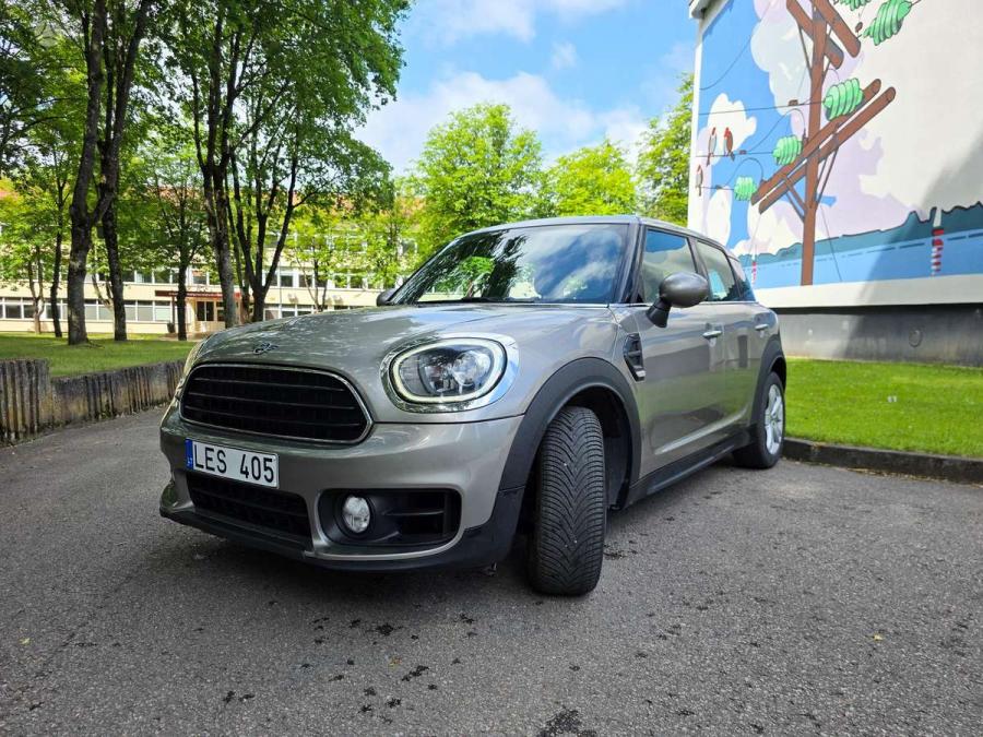 Pelēks MINI Countryman 2019 Elektrėnai, ar dzinēja tilpumu 1.50 L un nobraukumu 117 tūkst. km par 17499 €, foto 8 vietnē AUTOMOTO.COM.LV