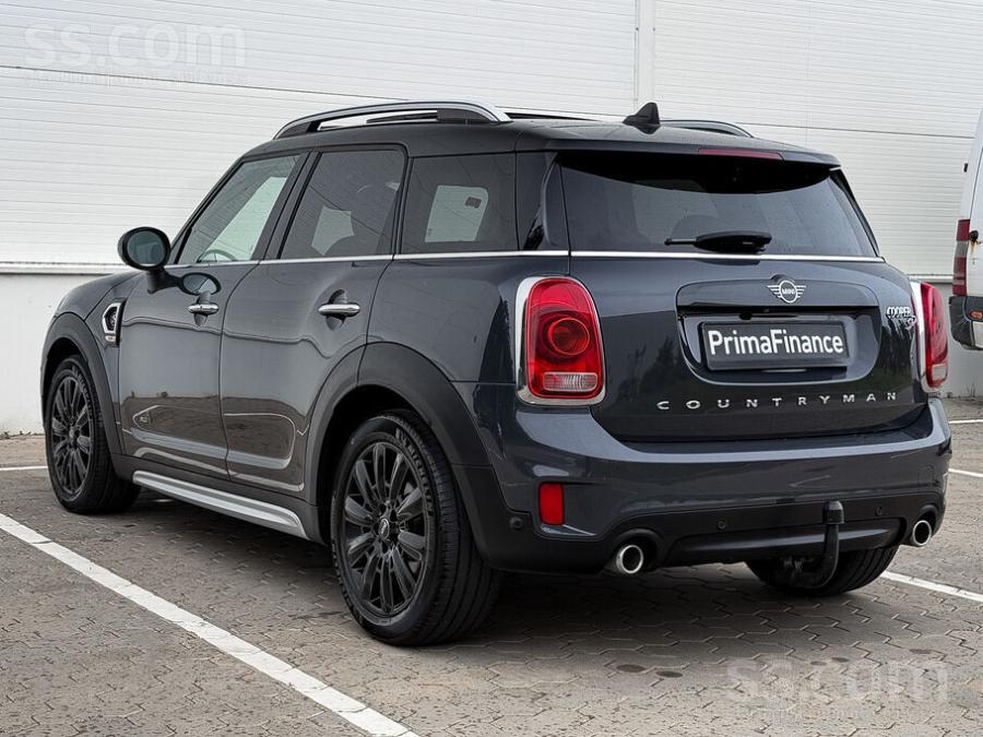 Grey MINI Countryman 2019 in Riga, with an engine capacity of 2.00 L and mileage of 0 thousand km for 18990 €, photo 5 on AUTOMOTO.COM.LV