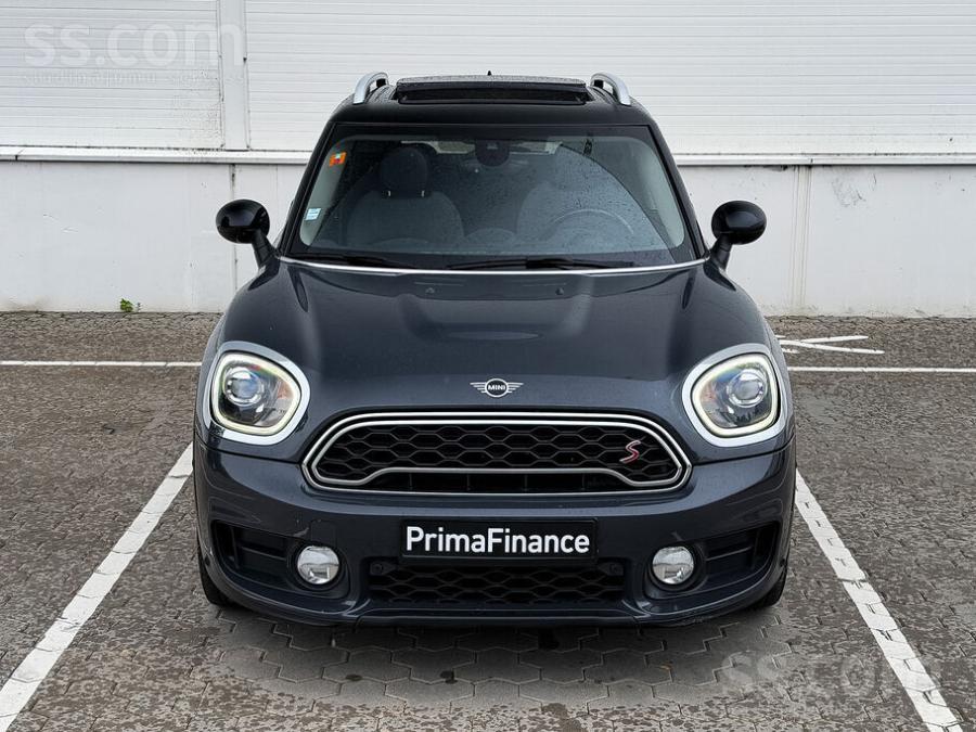 Grey MINI Countryman 2019 in Riga, with an engine capacity of 2.00 L and mileage of 0 thousand km for 18990 €, photo 7 on AUTOMOTO.COM.LV