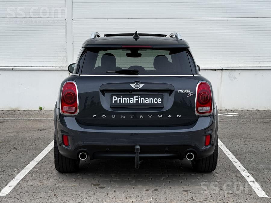 Grey MINI Countryman 2019 in Riga, with an engine capacity of 2.00 L and mileage of 0 thousand km for 18990 €, photo 8 on AUTOMOTO.COM.LV