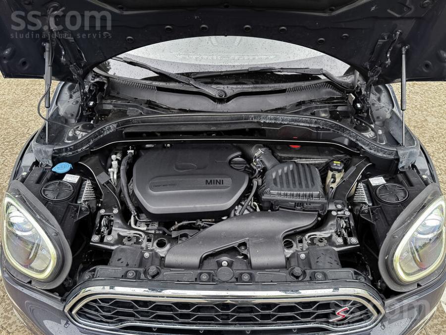 Grey MINI Countryman 2019 in Riga, with an engine capacity of 2.00 L and mileage of 0 thousand km for 18990 €, photo 11 on AUTOMOTO.COM.LV