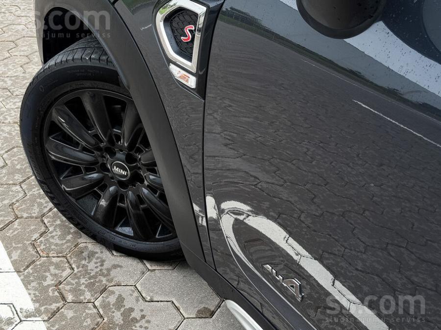 Grey MINI Countryman 2019 in Riga, with an engine capacity of 2.00 L and mileage of 0 thousand km for 18990 €, photo 14 on AUTOMOTO.COM.LV