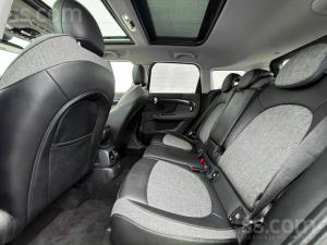 Grey MINI Countryman 2019 in Riga, with an engine capacity of 2.00 L and mileage of 0 thousand km for 18990 €, photo 19 on AUTOMOTO.COM.LV