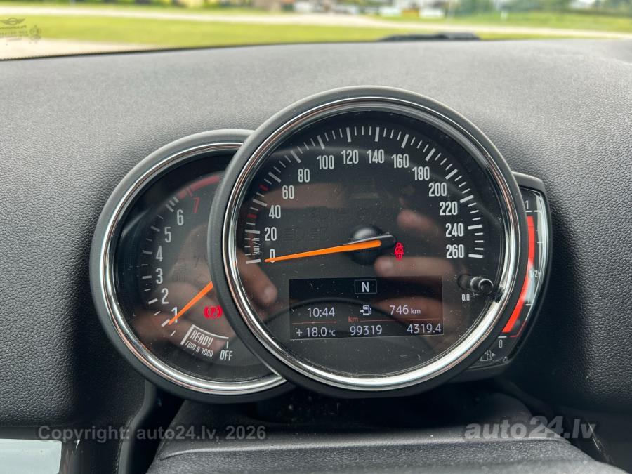 Pelēks MINI Countryman 2019 Rīga, ar dzinēja tilpumu 1.50 L un nobraukumu 99 tūkst. km par 13500 €, foto 8 vietnē AUTOMOTO.COM.LV