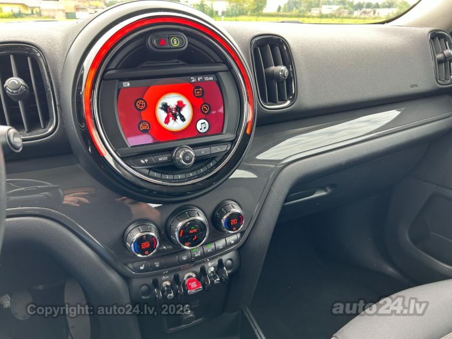 Pelēks MINI Countryman 2019 Rīga, ar dzinēja tilpumu 1.50 L un nobraukumu 99 tūkst. km par 13500 €, foto 10 vietnē AUTOMOTO.COM.LV