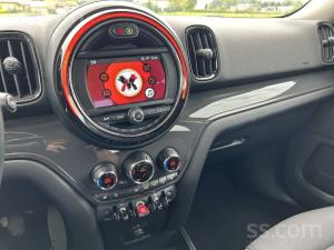 Pelēks MINI Countryman 2019 Rīga, ar dzinēja tilpumu 1.50 L un nobraukumu 99 tūkst. km par 13500 €, foto 10 vietnē AUTOMOTO.COM.LV