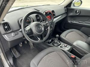 Pelēks MINI Countryman 2019 Rīga, ar dzinēja tilpumu 1.50 L un nobraukumu 99 tūkst. km par 13500 €, foto 13 vietnē AUTOMOTO.COM.LV