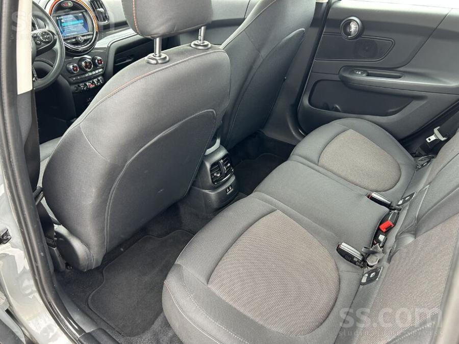 Pelēks MINI Countryman 2019 Rīga, ar dzinēja tilpumu 1.50 L un nobraukumu 99 tūkst. km par 13500 €, foto 14 vietnē AUTOMOTO.COM.LV