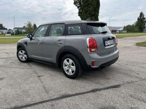 Grey MINI Countryman 2019 in Riga, with an engine capacity of 1.50 L and mileage of 99 thousand km for 13500 €, photo 5 on AUTOMOTO.COM.LV