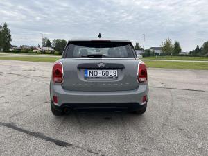 Grey MINI Countryman 2019 in Riga, with an engine capacity of 1.50 L and mileage of 99 thousand km for 13500 €, photo 6 on AUTOMOTO.COM.LV