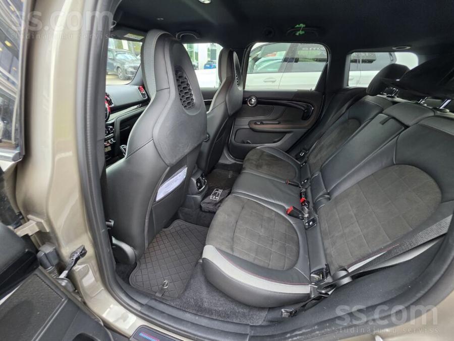 Pelēks MINI Countryman 2019 Rīga, ar dzinēja tilpumu 2.00 L un nobraukumu 93 tūkst. km par 29500 €, foto 11 vietnē AUTOMOTO.COM.LV