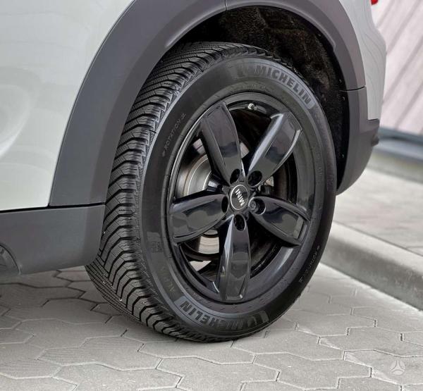 Grey MINI Countryman 2020 in Panevezys, with an engine capacity of 2.00 L and mileage of 110 thousand km for 17999 €, photo 11 on AUTOMOTO.COM.LV