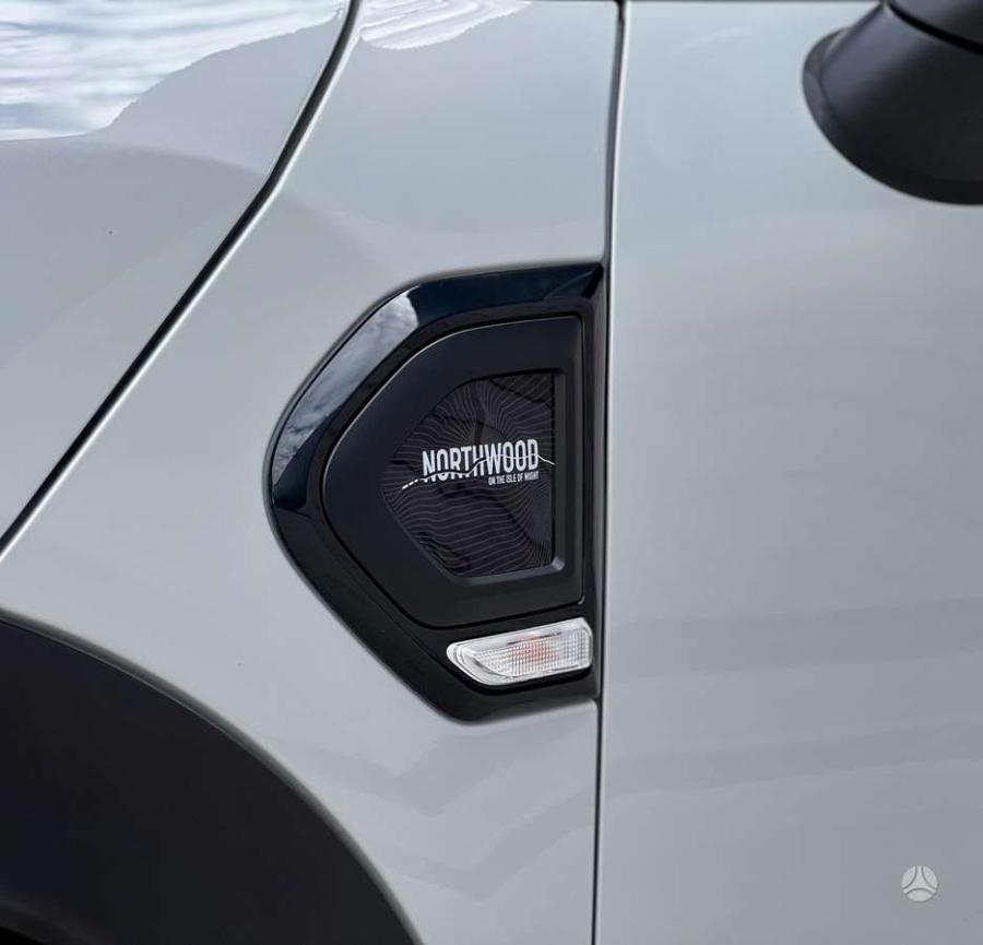 Grey MINI Countryman 2020 in Panevezys, with an engine capacity of 2.00 L and mileage of 110 thousand km for 17999 €, photo 14 on AUTOMOTO.COM.LV
