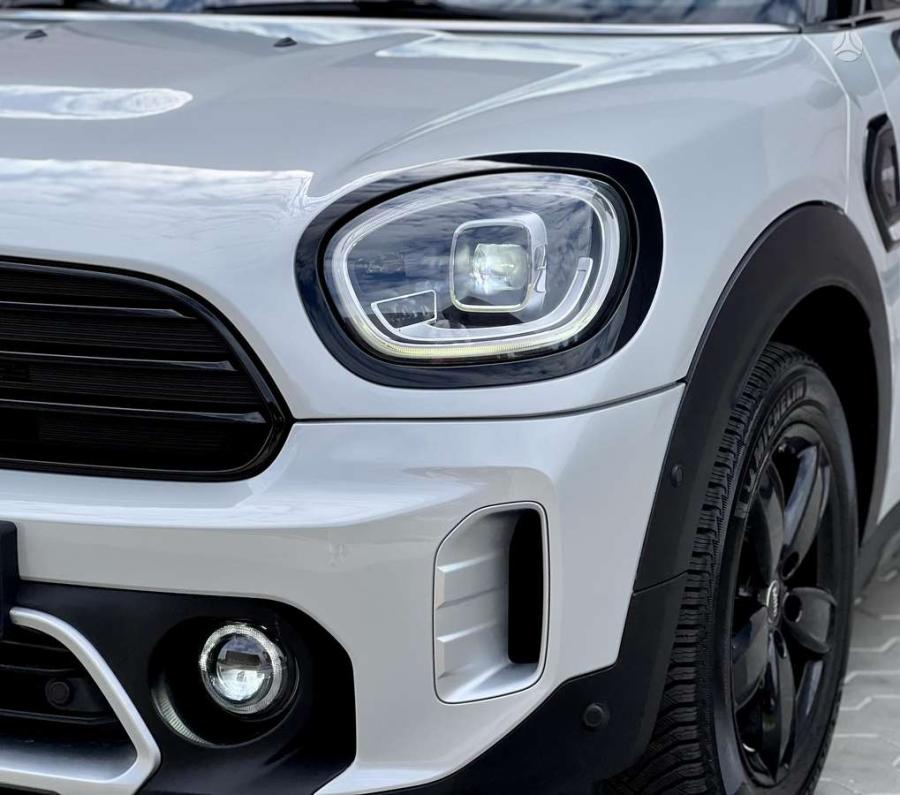 Grey MINI Countryman 2020 in Panevezys, with an engine capacity of 2.00 L and mileage of 110 thousand km for 17999 €, photo 15 on AUTOMOTO.COM.LV