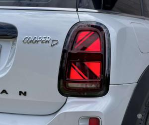 Grey MINI Countryman 2020 in Panevezys, with an engine capacity of 2.00 L and mileage of 110 thousand km for 17999 €, photo 17 on AUTOMOTO.COM.LV