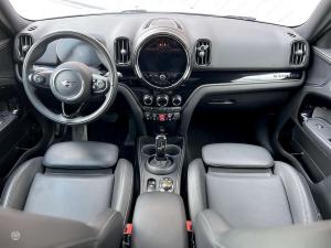 Grey MINI Countryman 2020 in Panevezys, with an engine capacity of 2.00 L and mileage of 110 thousand km for 17999 €, photo 28 on AUTOMOTO.COM.LV