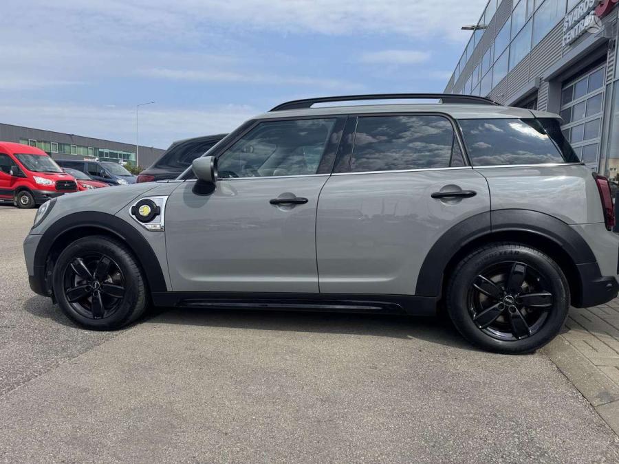 Grey MINI Countryman 2021 in Vilnius, with an engine capacity of 1.50 L and mileage of 55 thousand km for 26500 €, photo 1 on AUTOMOTO.COM.LV