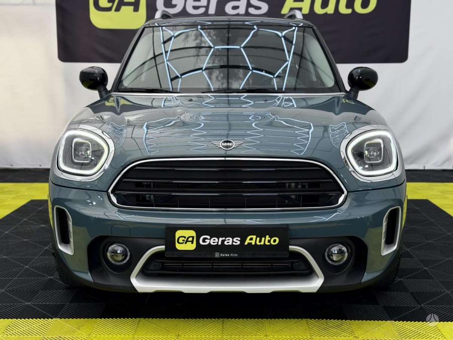 Grey MINI Countryman 2023 in Vilnius, with an engine capacity of 1.50 L and mileage of 49 thousand km for 26890 €, photo 3 on AUTOMOTO.COM.LV