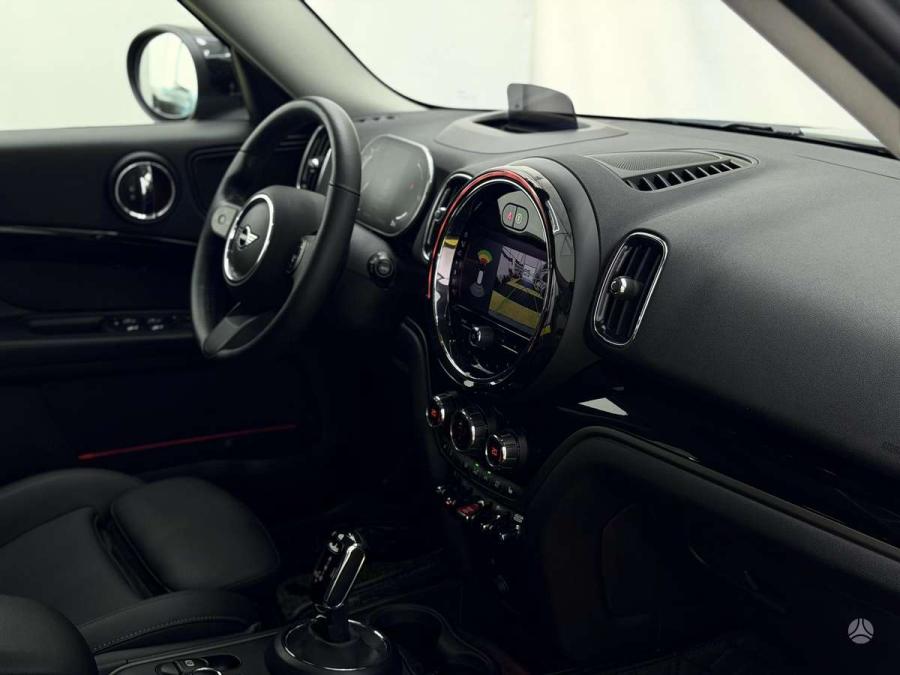 Pelēks MINI Countryman 2023 Viļņa, ar dzinēja tilpumu 1.50 L un nobraukumu 49 tūkst. km par 26890 €, foto 17 vietnē AUTOMOTO.COM.LV