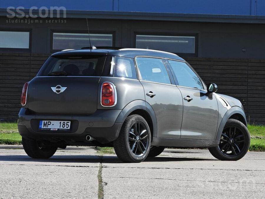 Grey MINI Countryman 2014 in Riga, with an engine capacity of 1.60 L and mileage of 291 thousand km for 6990 €, photo 8 on AUTOMOTO.COM.LV