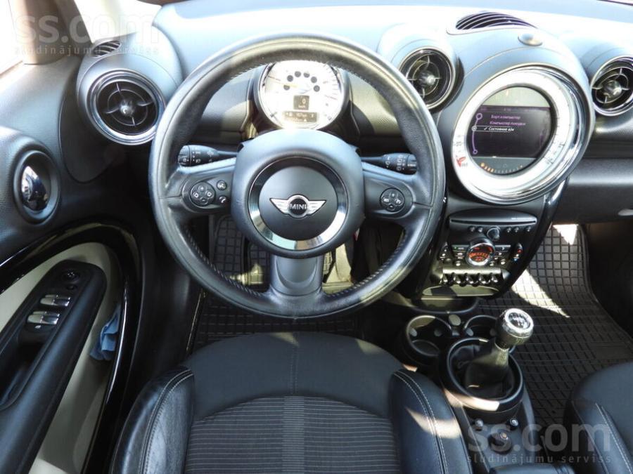Grey MINI Countryman 2014 in Riga, with an engine capacity of 1.60 L and mileage of 291 thousand km for 6990 €, photo 12 on AUTOMOTO.COM.LV