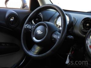 Grey MINI Countryman 2014 in Riga, with an engine capacity of 1.60 L and mileage of 291 thousand km for 6990 €, photo 13 on AUTOMOTO.COM.LV