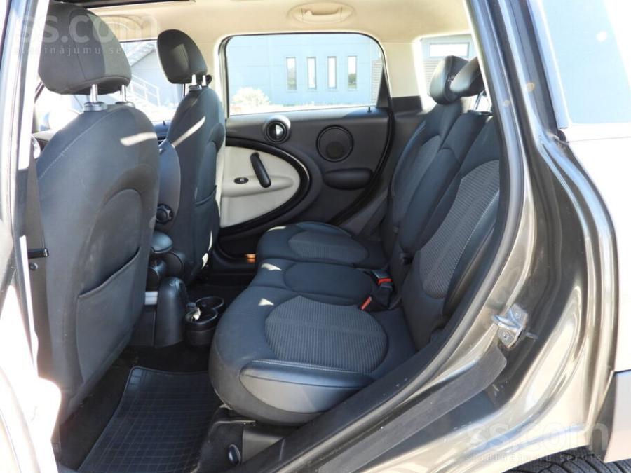 Grey MINI Countryman 2014 in Riga, with an engine capacity of 1.60 L and mileage of 291 thousand km for 6990 €, photo 16 on AUTOMOTO.COM.LV